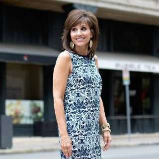 Shift Dress: Work Wear Fashion - Cyndi Spivey